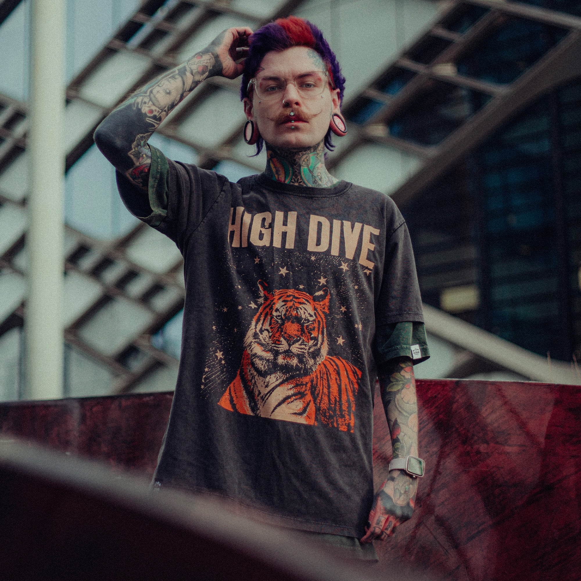 Tiger King Ultra Heavy Faded Tee – High Dive Apparel